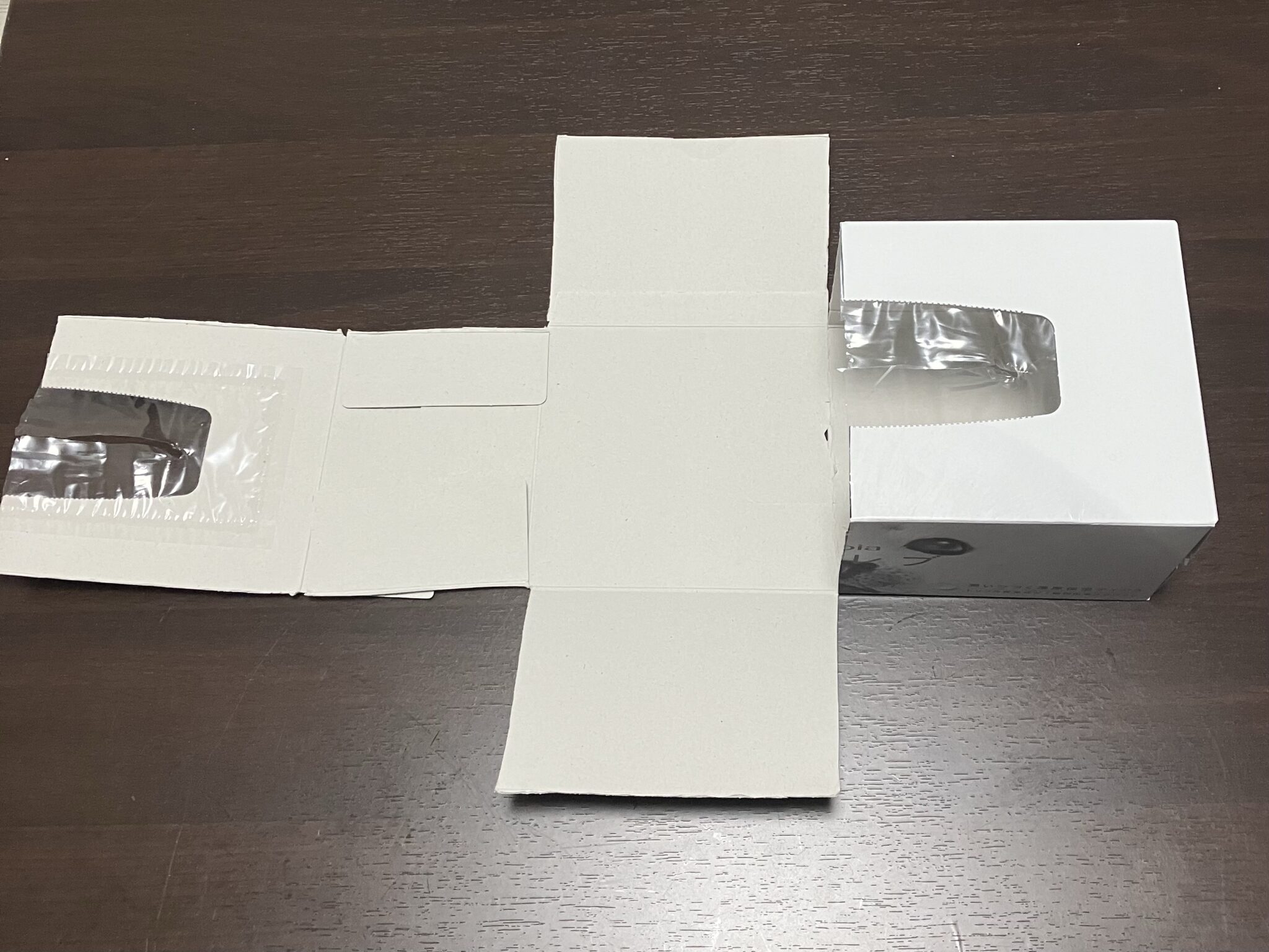 How to make a slide by using a box of tissues